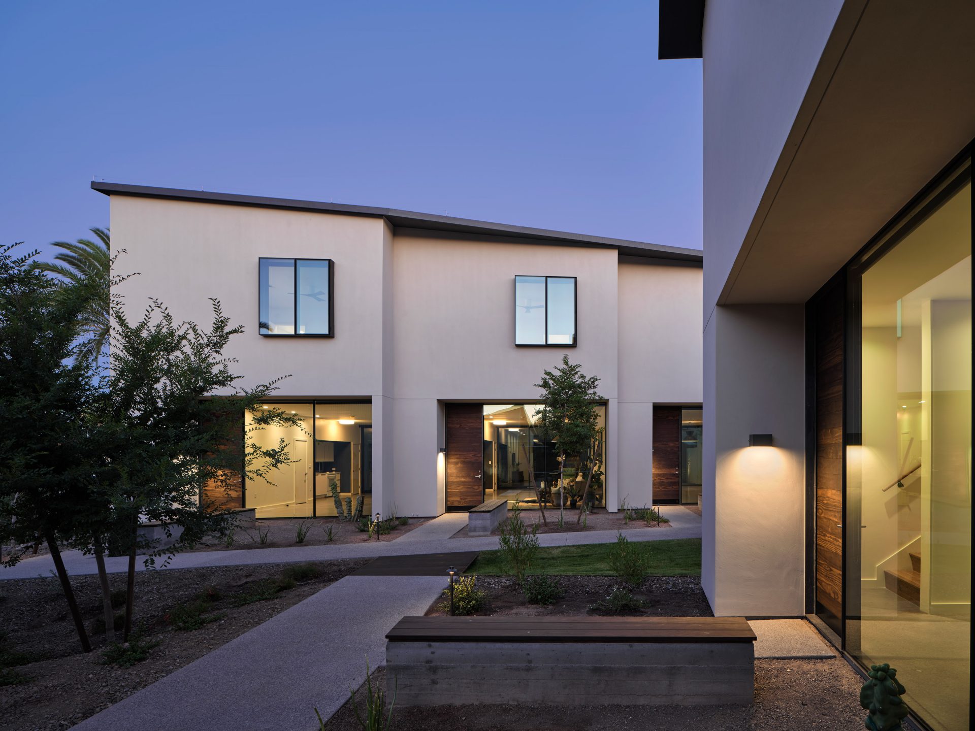 A Townhouse Community Integrates into a Historic Neighborhood